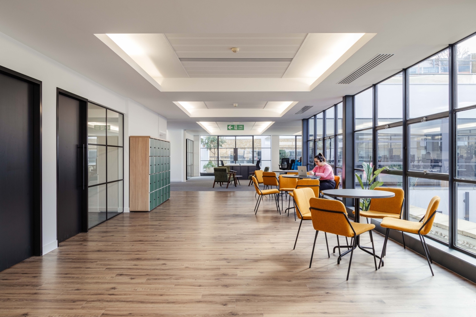 Transmission Agency Offices - London | Office Snapshots