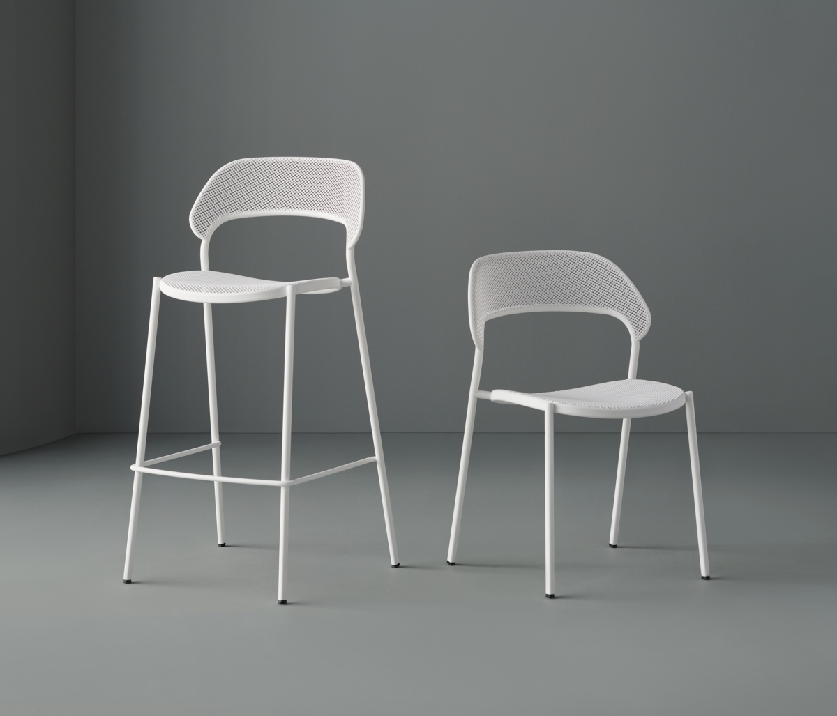 Davis Furniture Ariel Steel | Office Snapshots