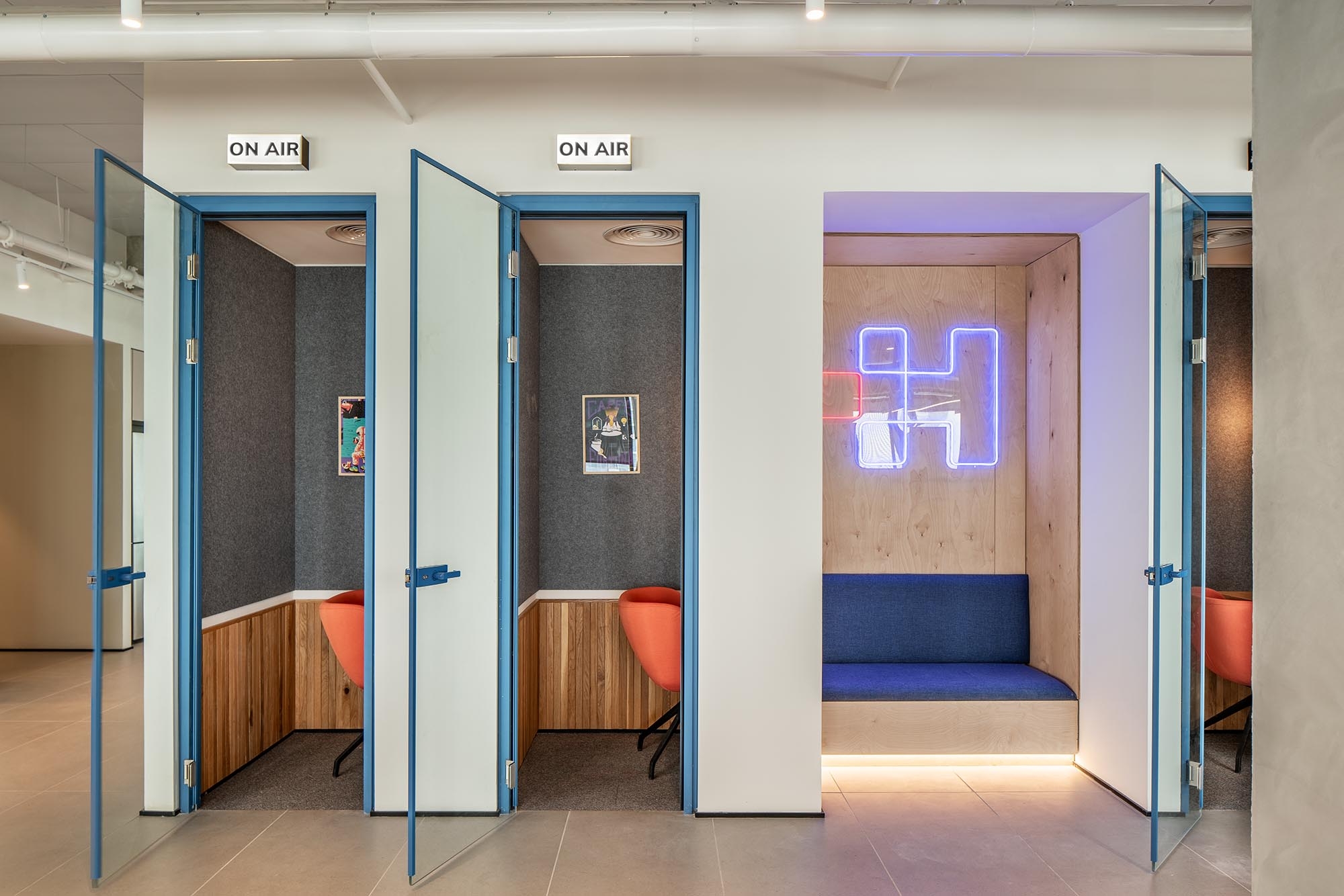 Hunters Offices - Tel Aviv | Office Snapshots