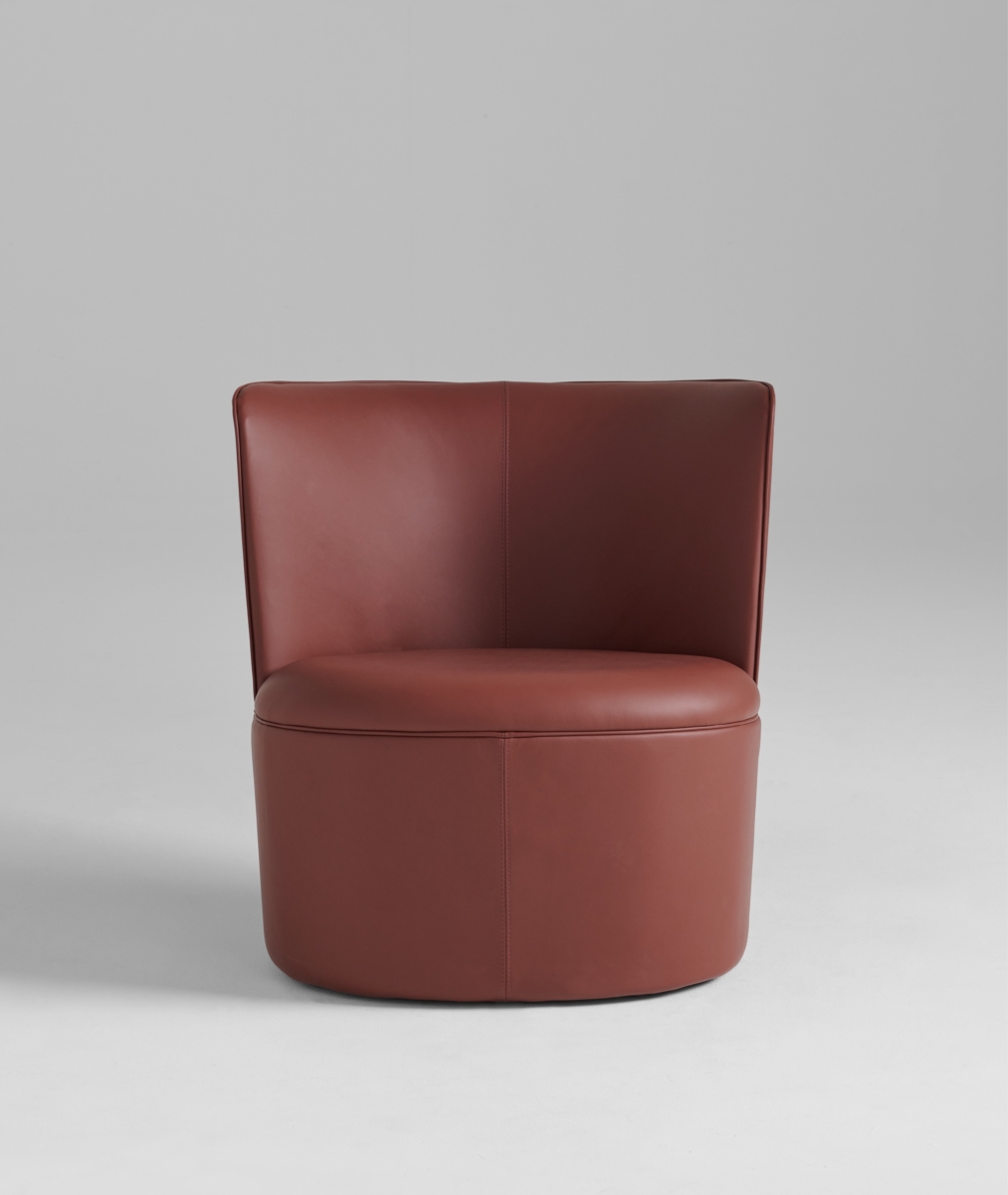 Davis Furniture Tote | Office Snapshots