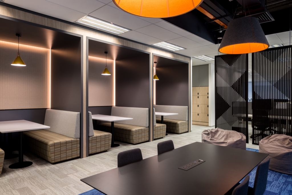 Amazon Offices - Singapore | Office Snapshots