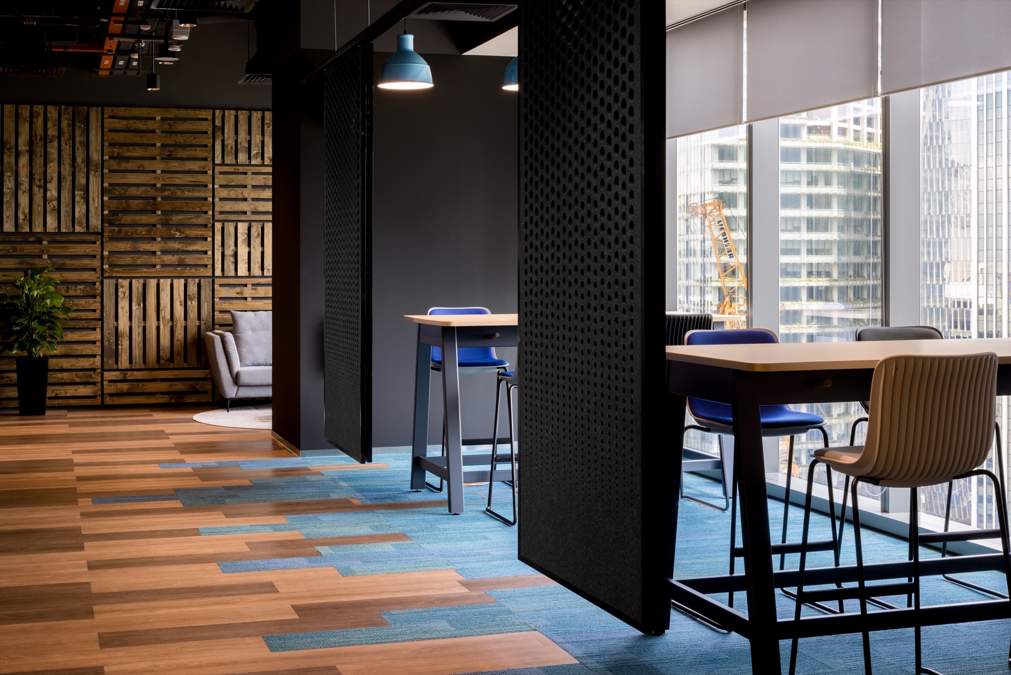 Amazon Offices - Singapore | Office Snapshots