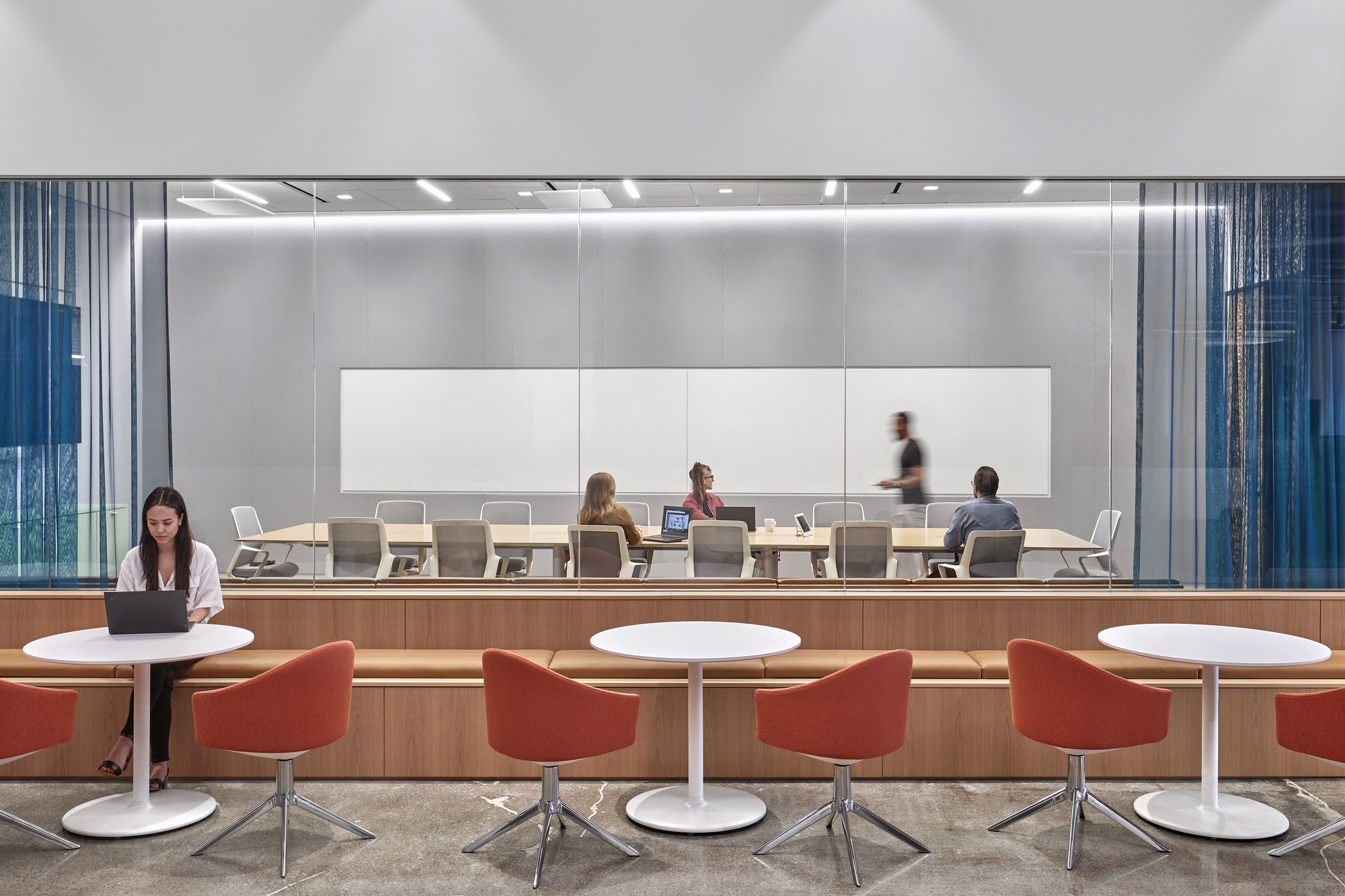Cisco Offices – Chicago – INDesign Marketing Services