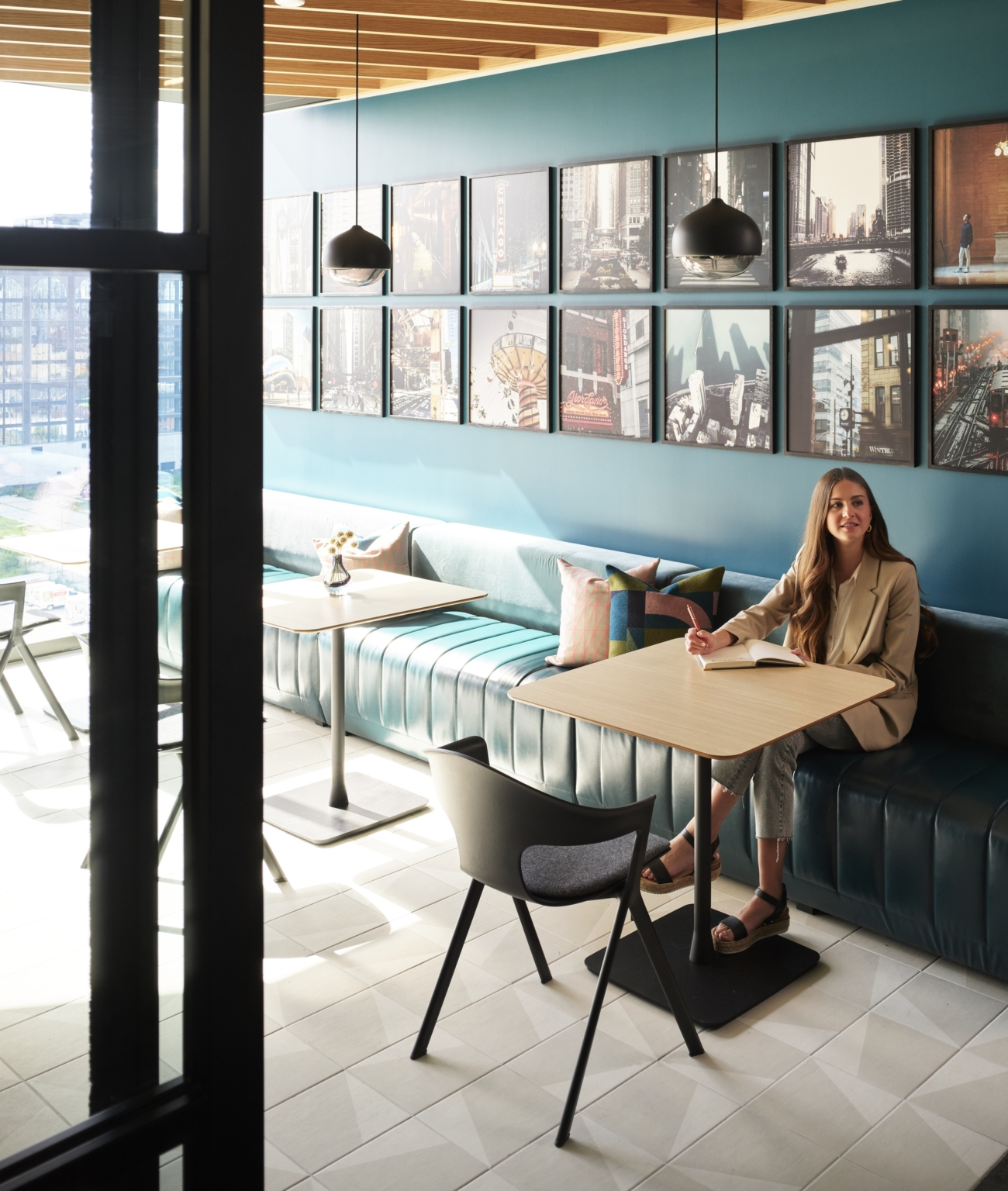 Inscape and Prevolv Showroom and Offices - Chicago | Office Snapshots