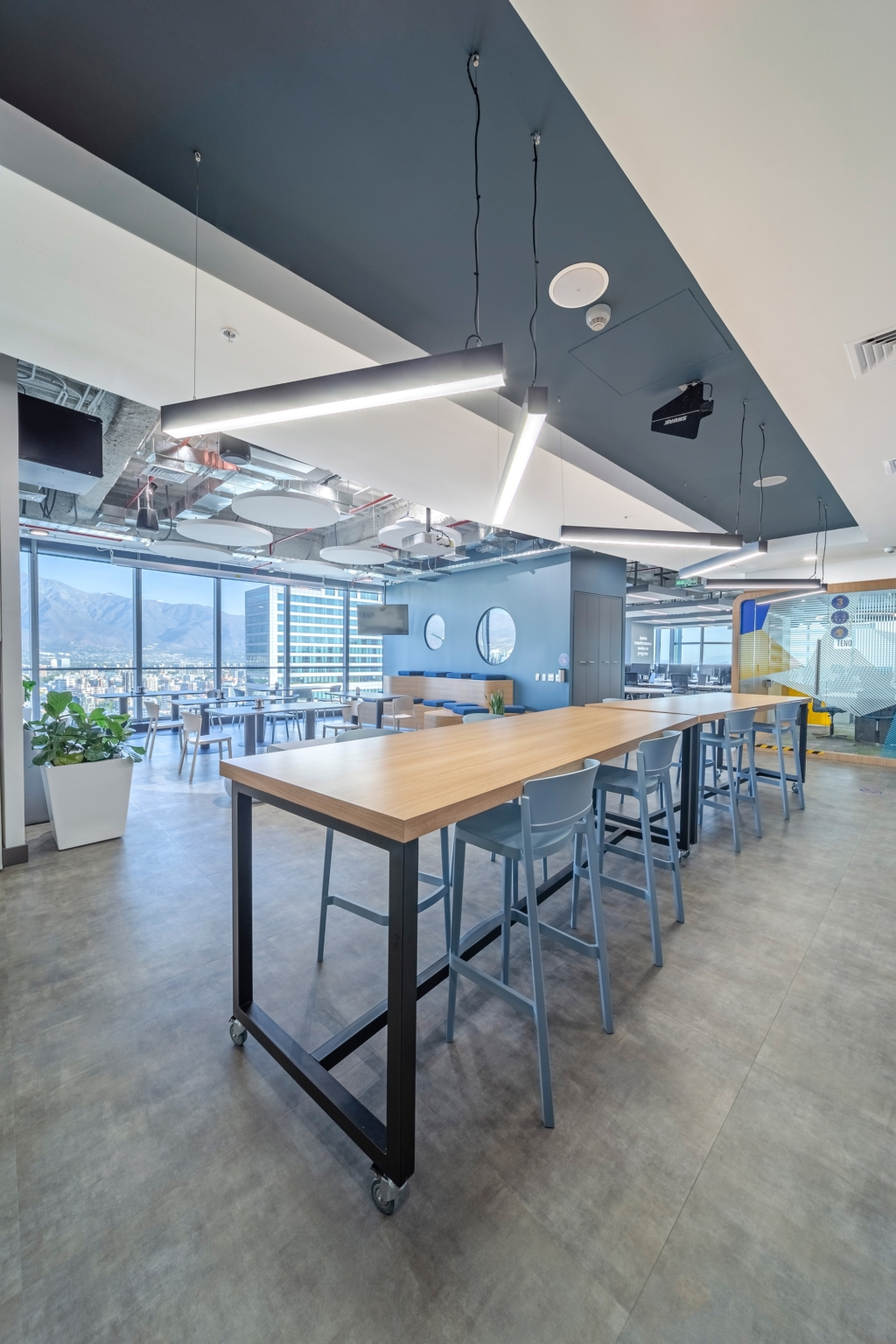 CBB Offices - Santiago | Office Snapshots