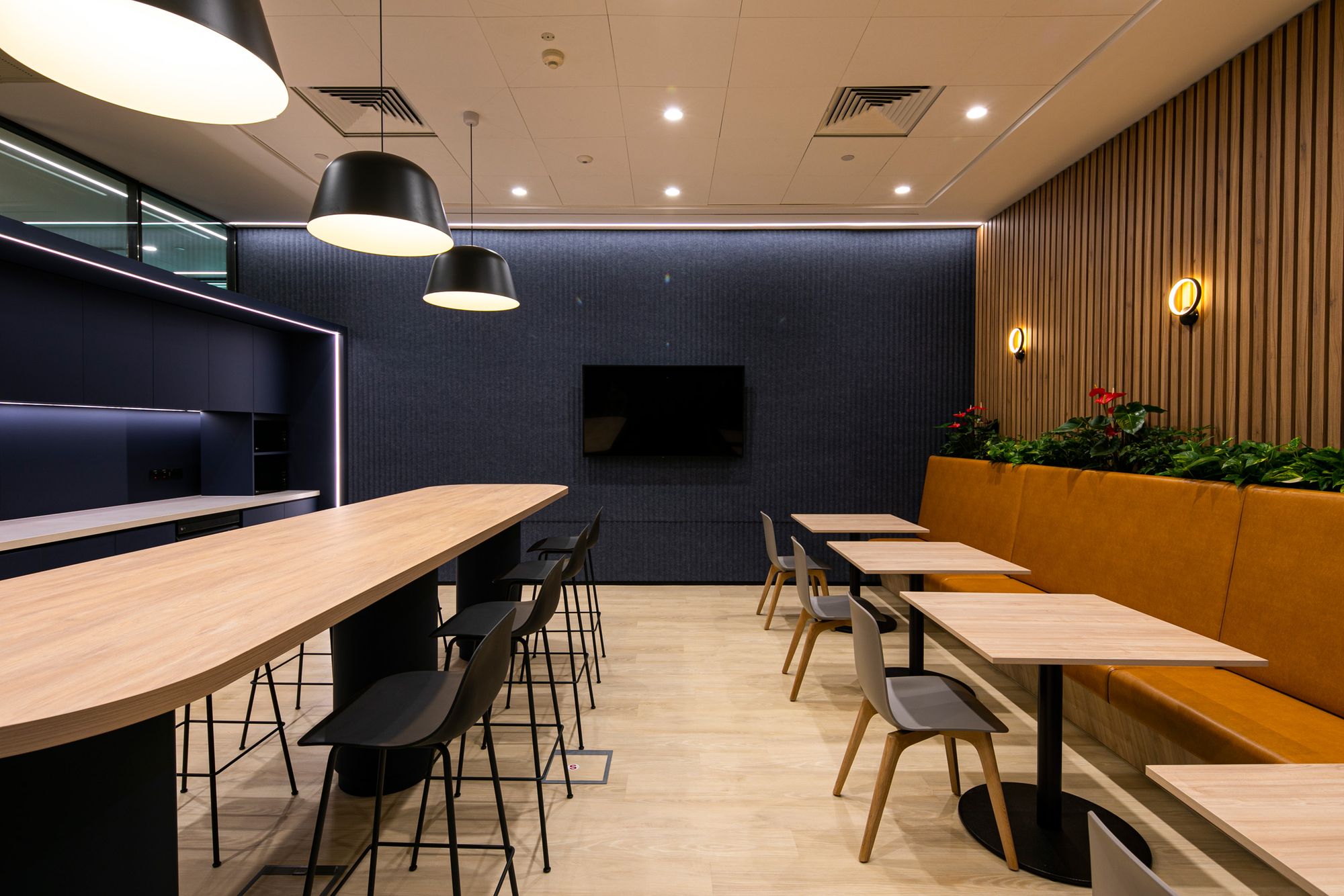 Confidential Financial Client Offices – Singapore – INDesign Marketing ...