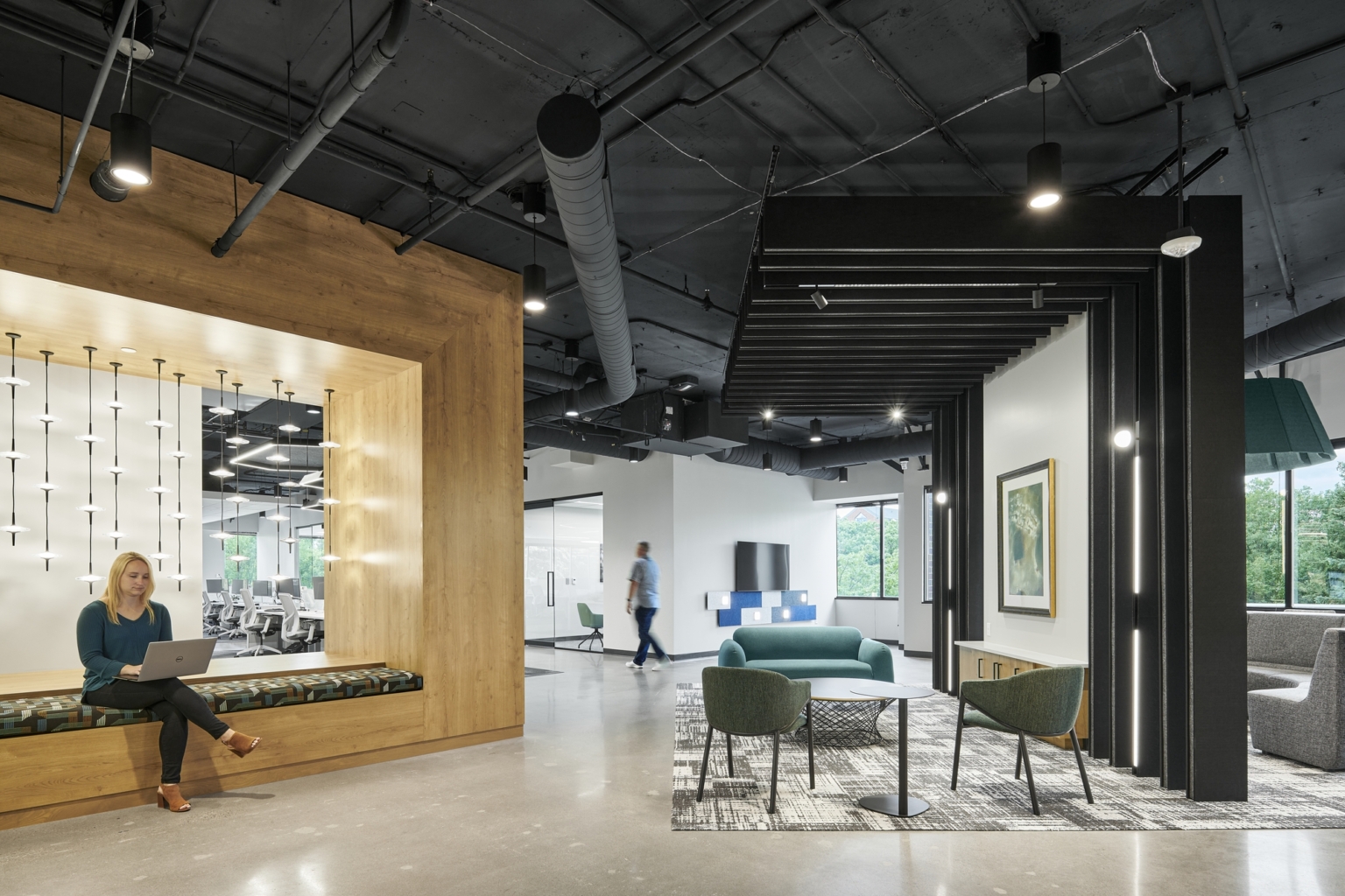 Davis & Associates Offices - Eagan | Office Snapshots