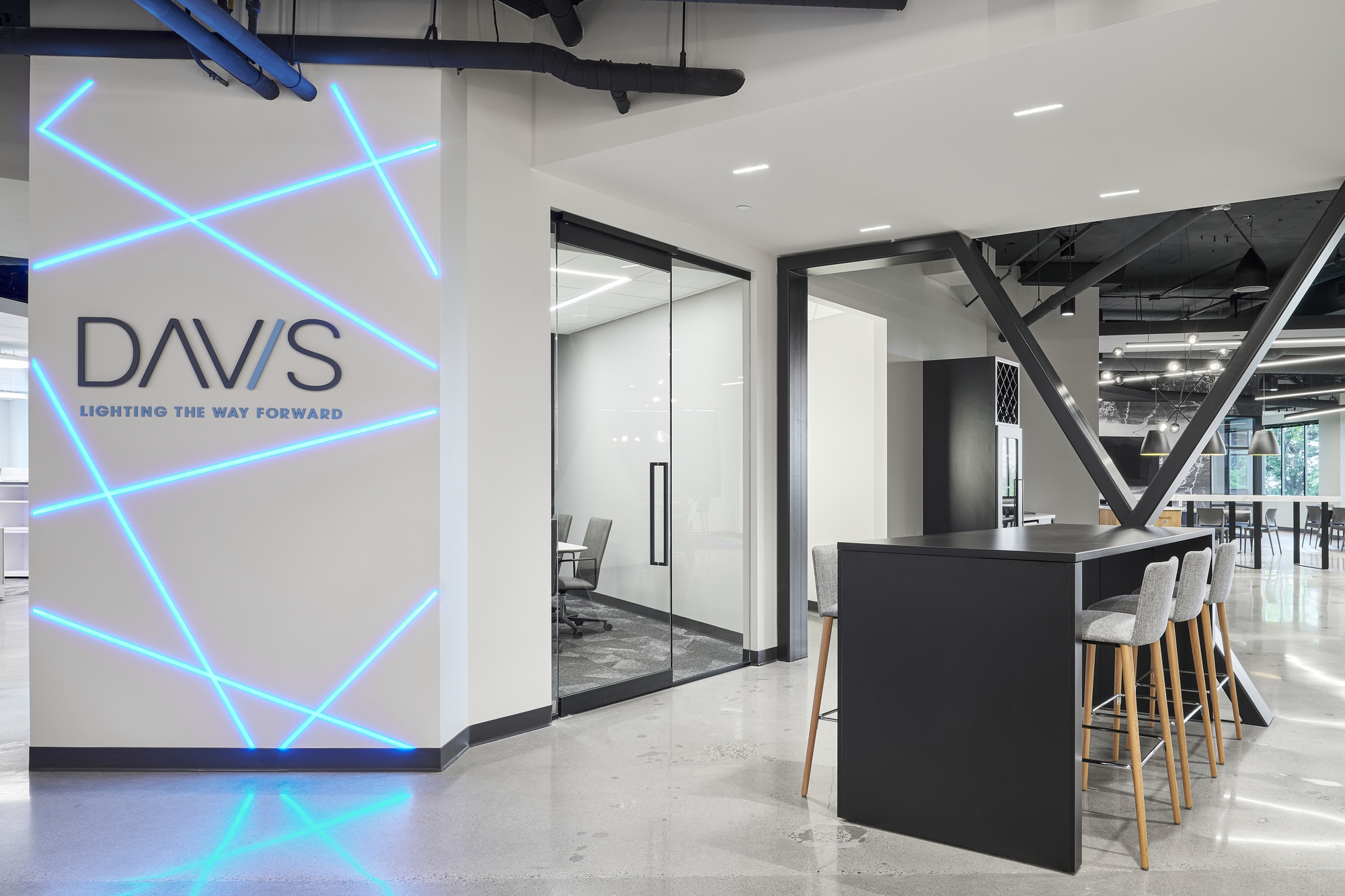 Davis & Associates Offices - Eagan | Office Snapshots
