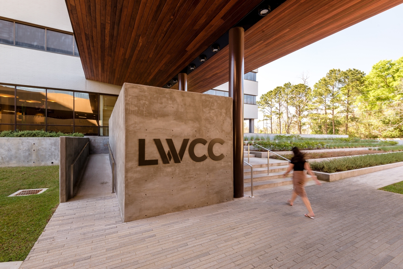 LWCC Headquarters - Baton Rouge | Office Snapshots