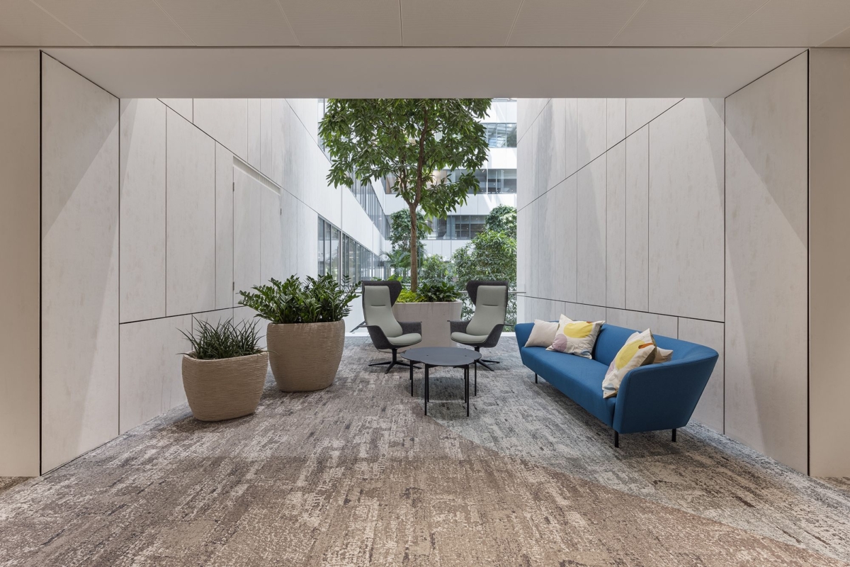 OTP Bank Offices - Budapest | Office Snapshots