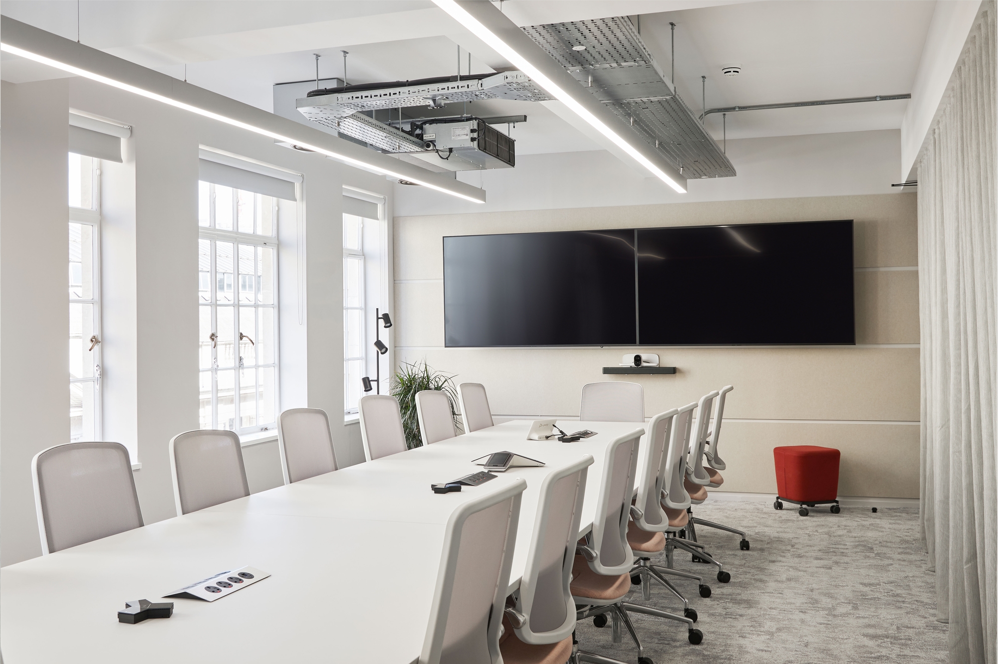 Bechtel Offices - Central London | Office Snapshots