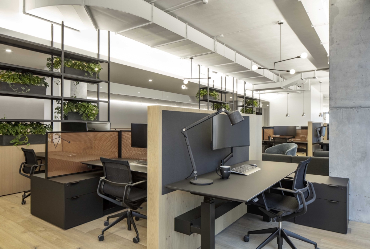 Innovant CROSS Benching | Office Snapshots