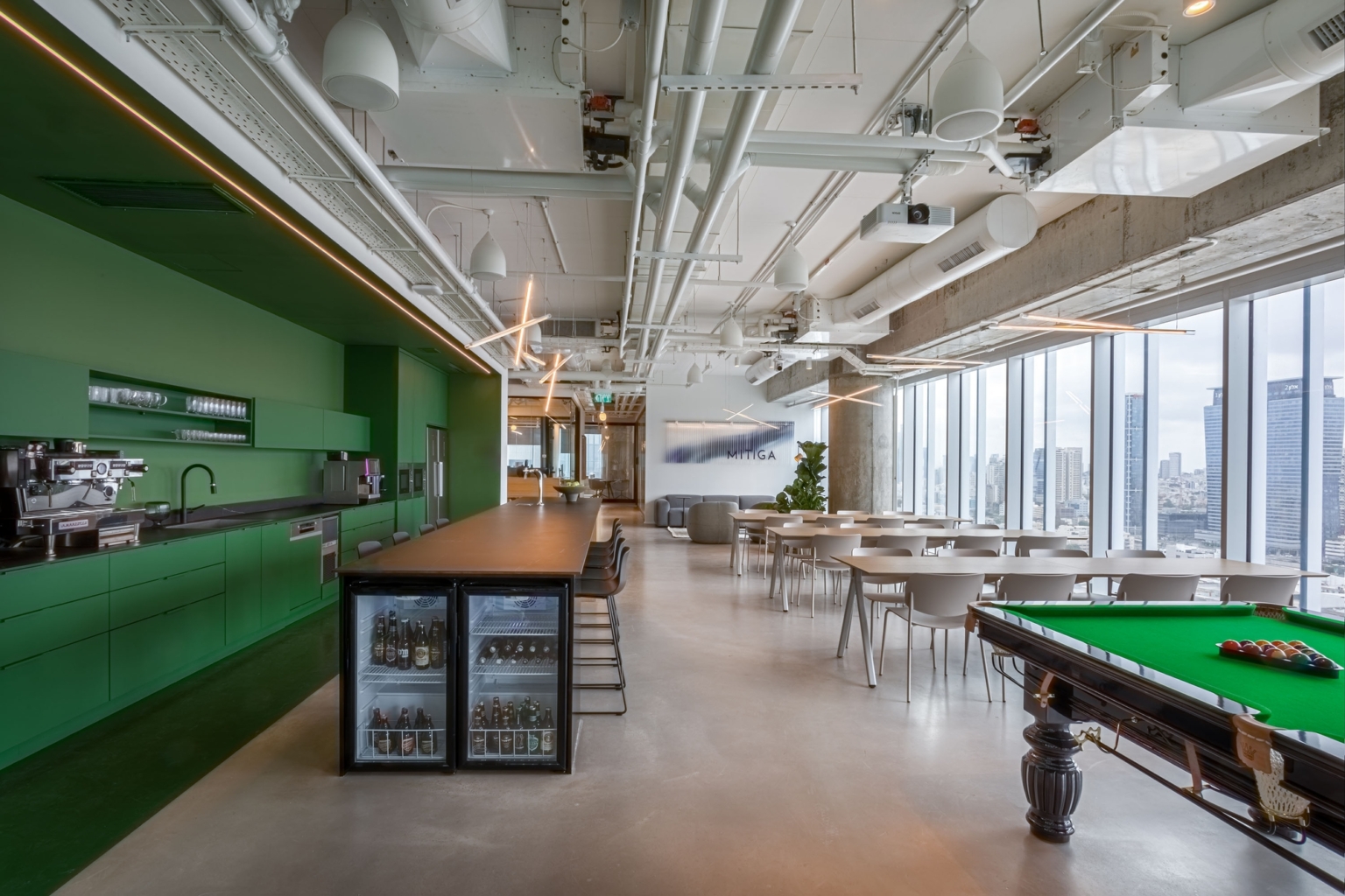 David Moskovitz | Photographer | Office Snapshots