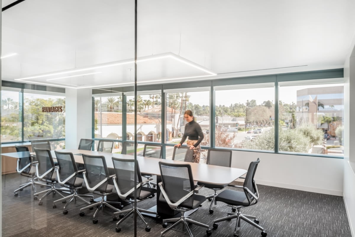 Tokio Marine Offices - Encino | Office Snapshots