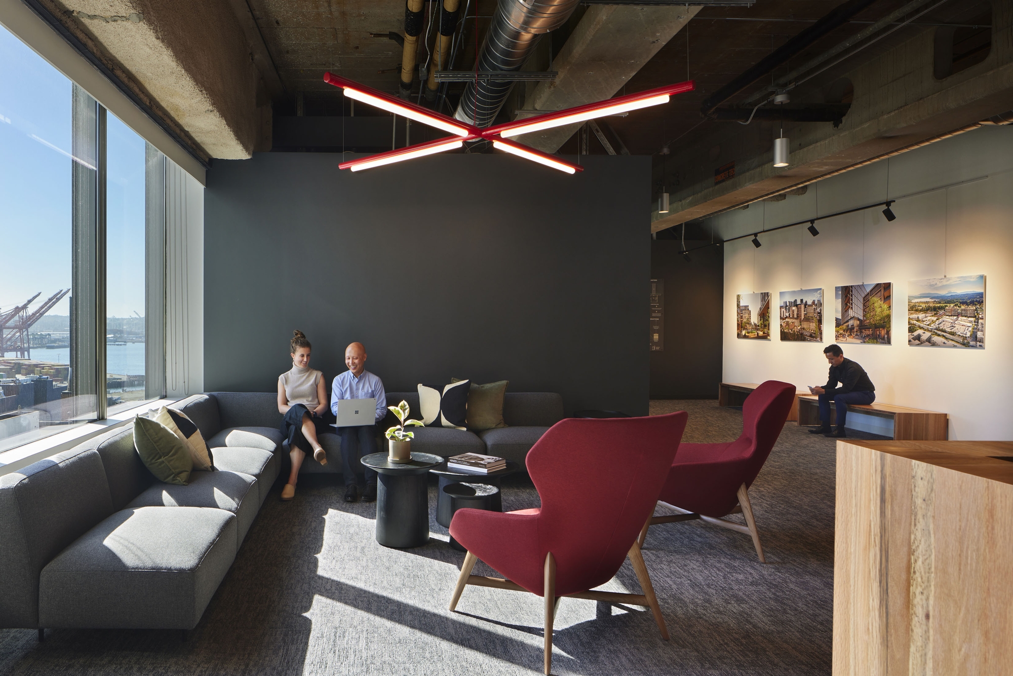 Hines Offices - Seattle | Office Snapshots