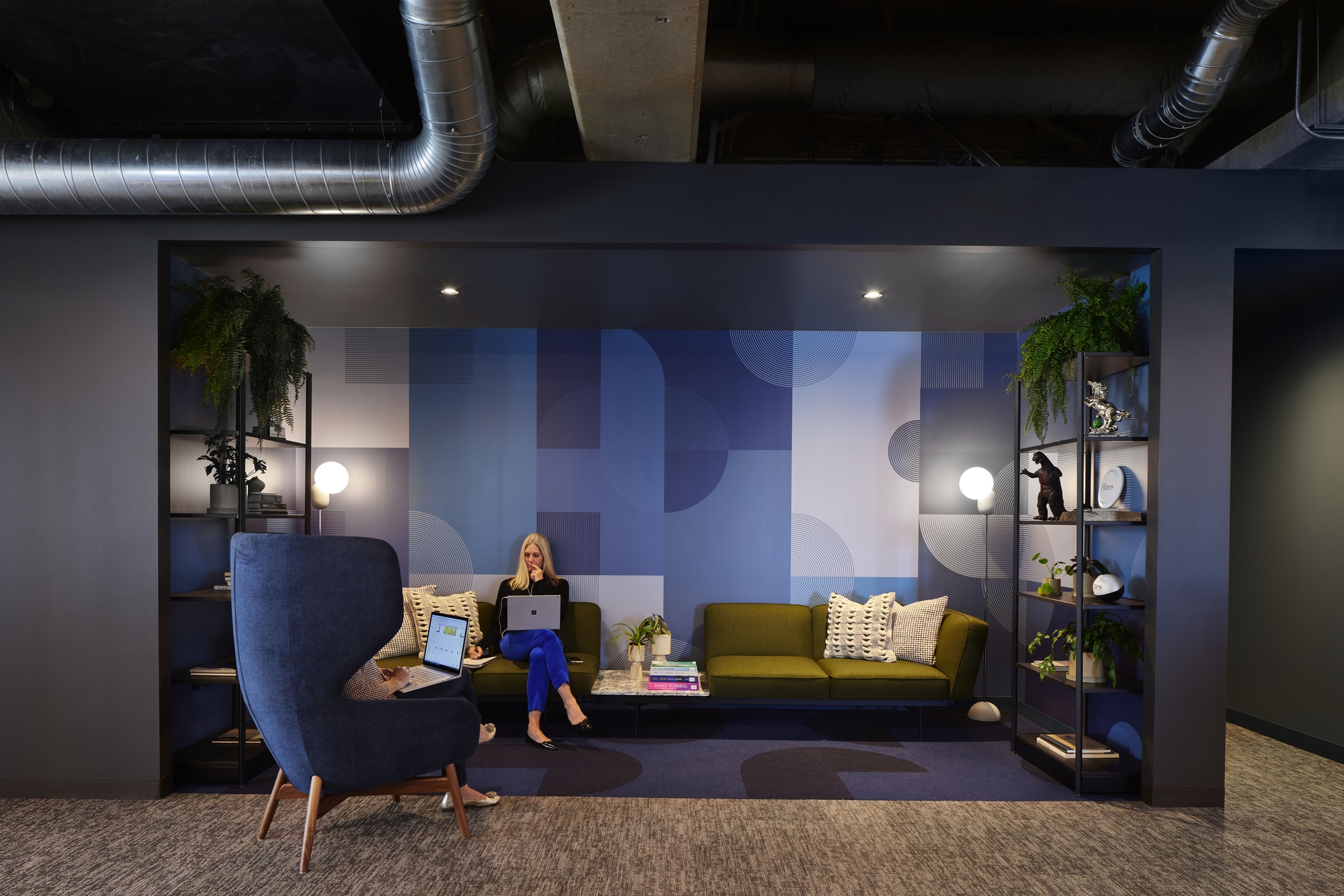 Hines Offices - Seattle | Office Snapshots