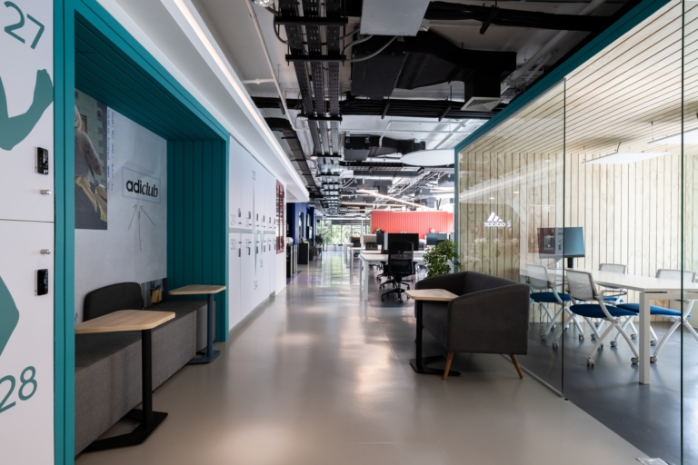 Adidas Offices - Santiago | Office Snapshots