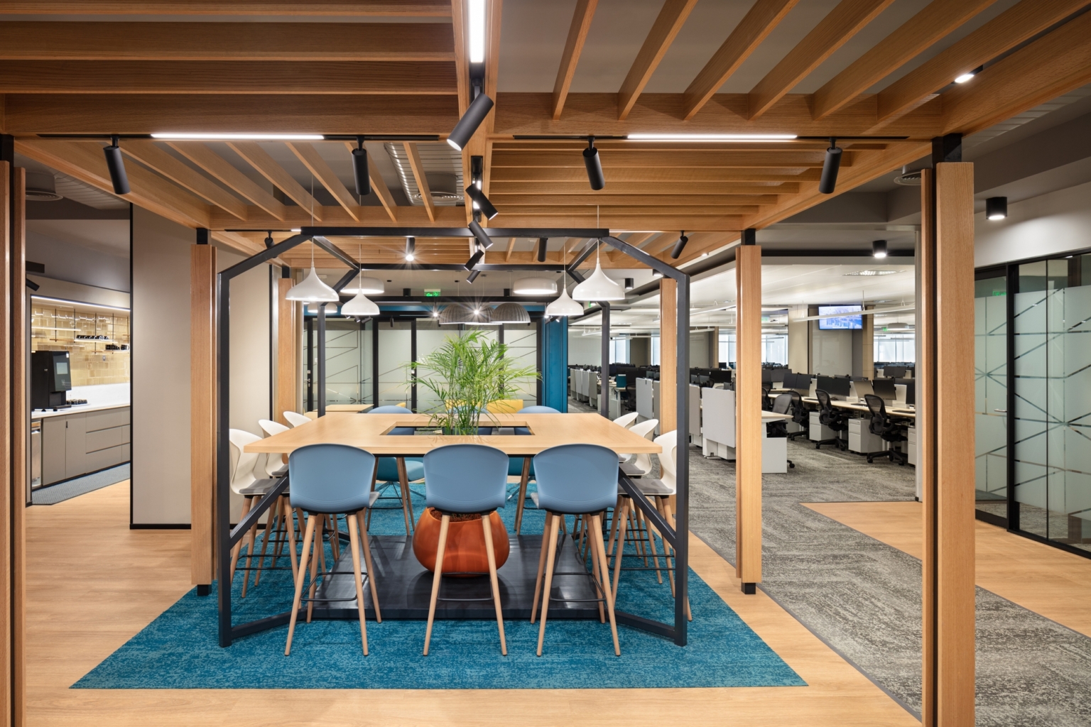 Bank of New York Mellon Offices - Chennai | Office Snapshots