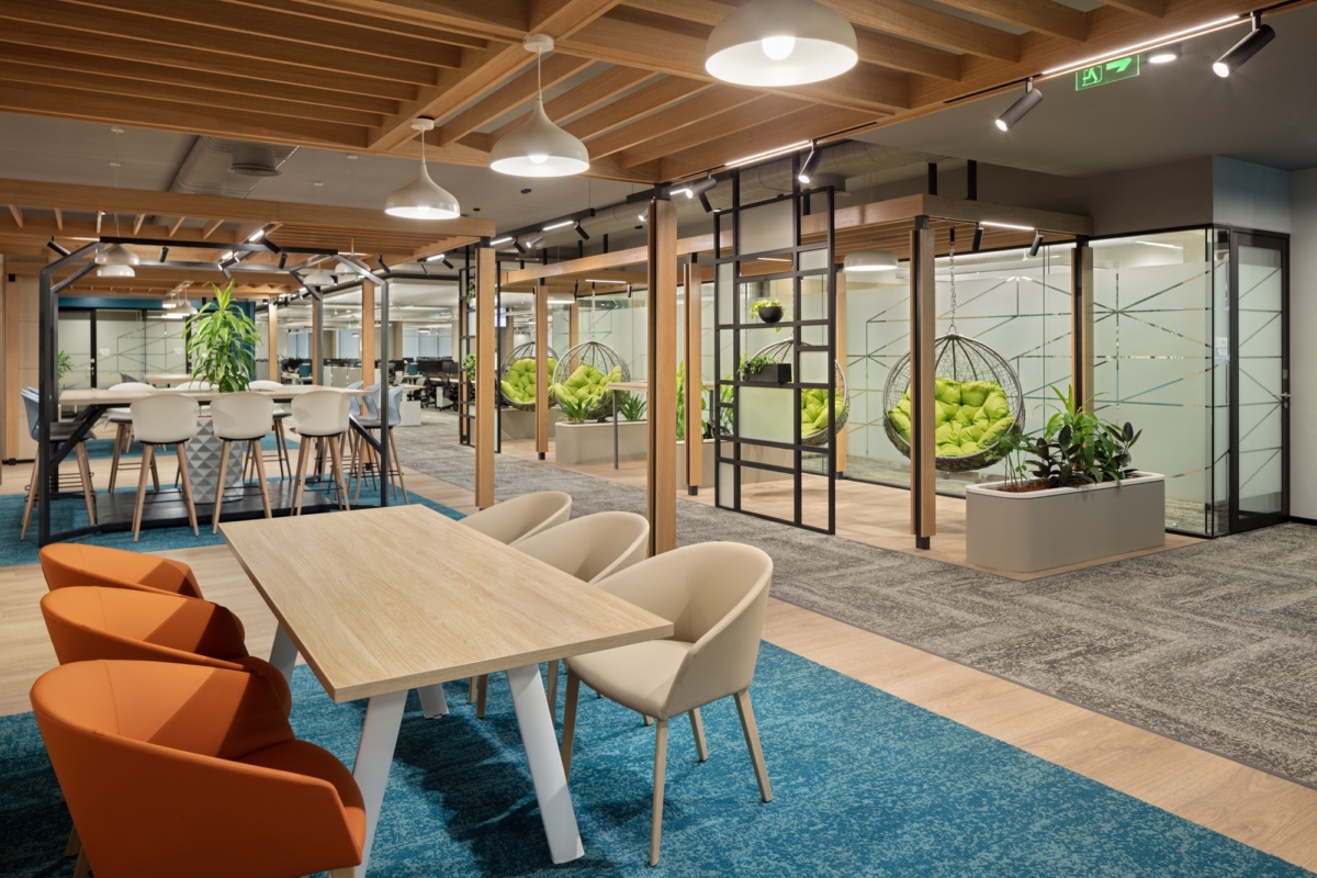 Bank of New York Mellon Offices - Chennai | Office Snapshots
