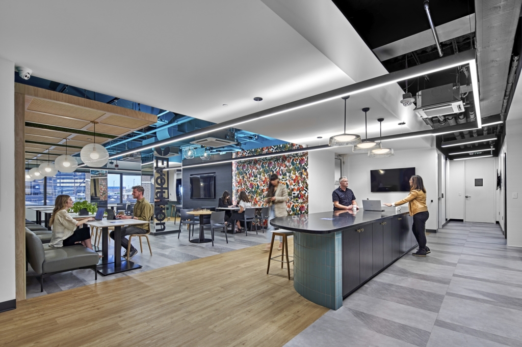 Evolution Gaming Offices - Southfield | Office Snapshots