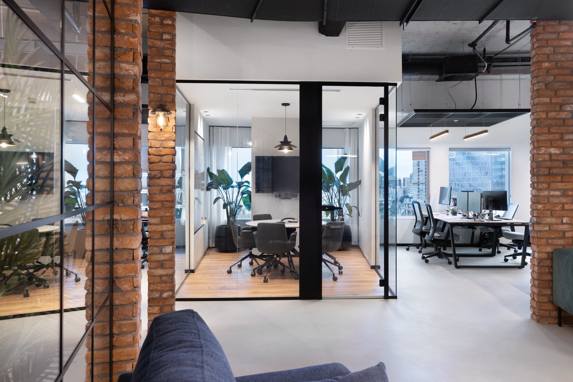Hi-Tech Company Offices - Tel Aviv | Office Snapshots