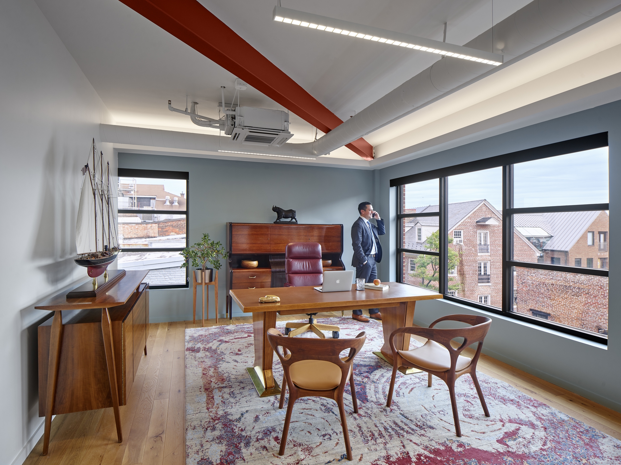 Oxford Finance Headquarters | Office Snapshots