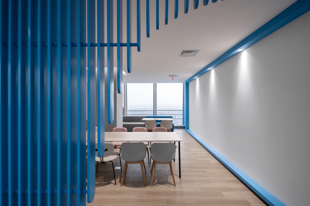 STMicroelectronics Offices - Shanghai | Office Snapshots