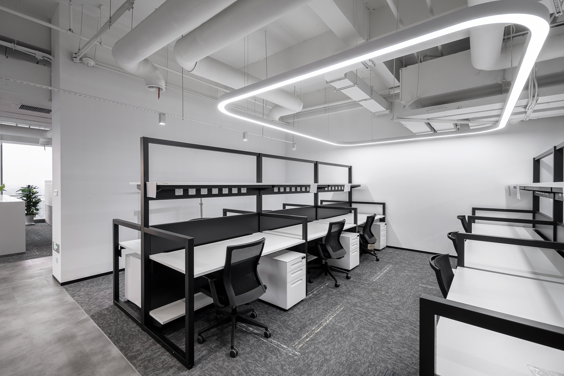 STMicroelectronics Offices - Shanghai | Office Snapshots