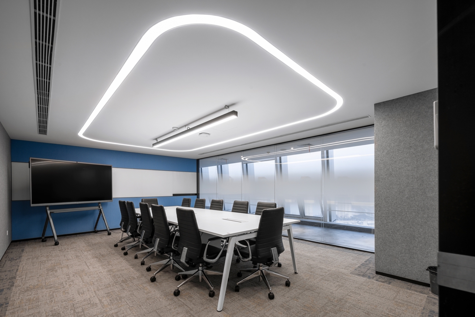 STMicroelectronics Offices - Shanghai | Office Snapshots