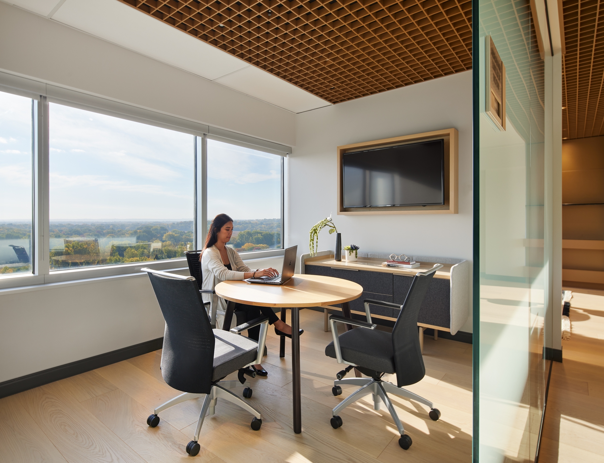 TSR Injury Law Offices - Bloomington | Office Snapshots