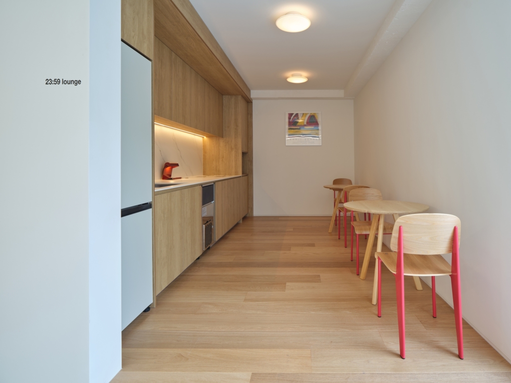 23:59 Offices - Seoul | Office Snapshots