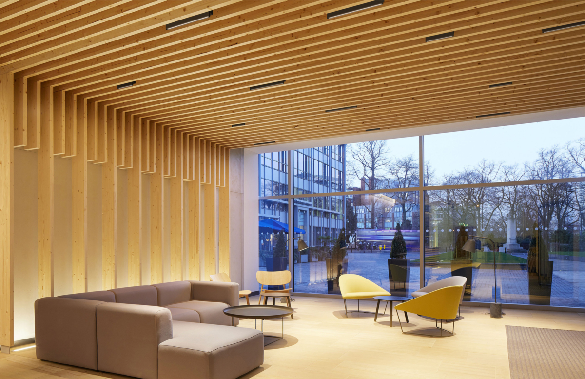 Fluxwerx Hyphen Surface | Office Snapshots