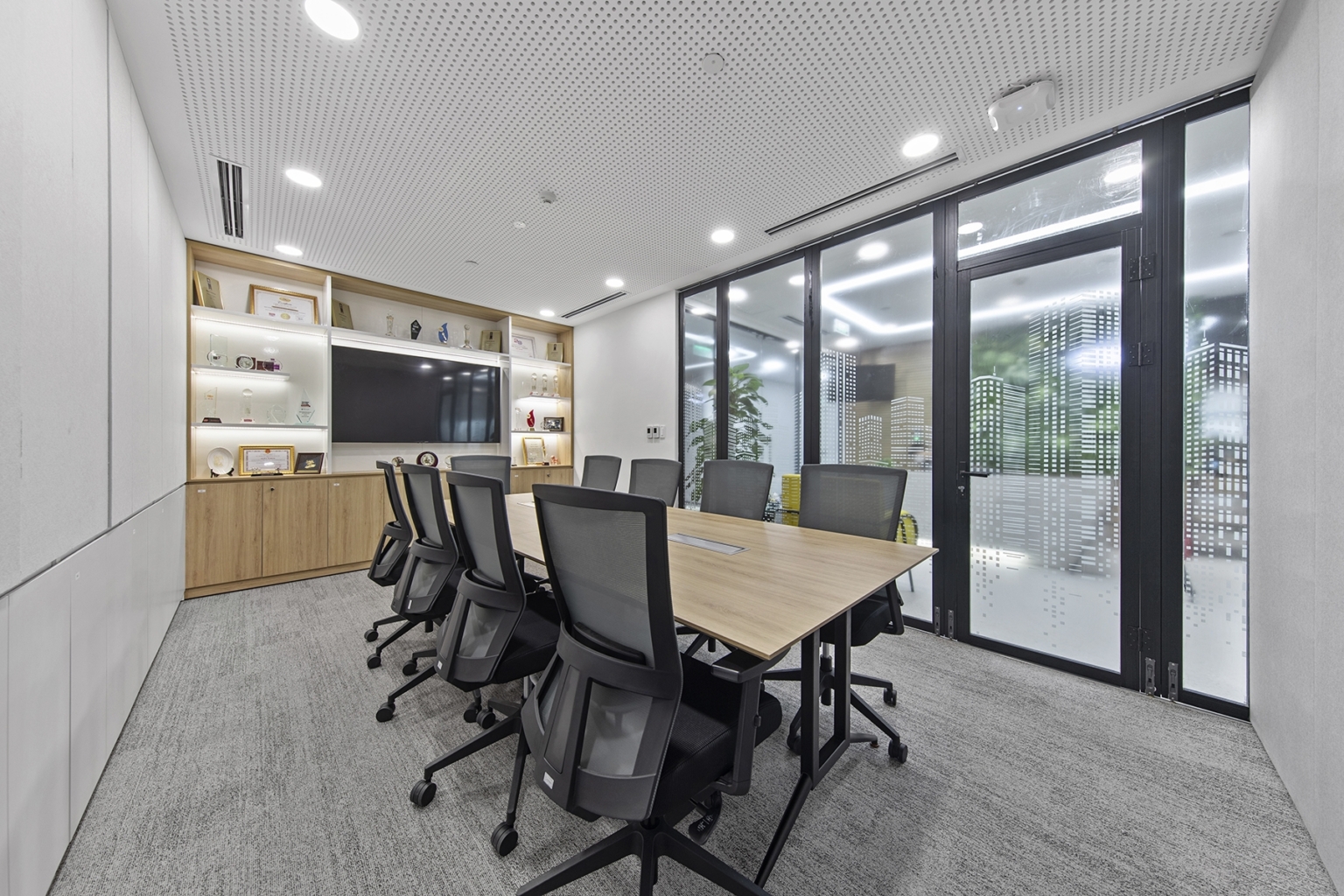 CBRE Offices - Hanoi | Office Snapshots