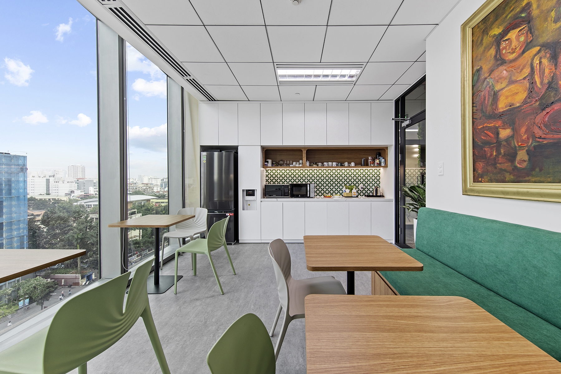 CBRE Offices - Hanoi | Office Snapshots