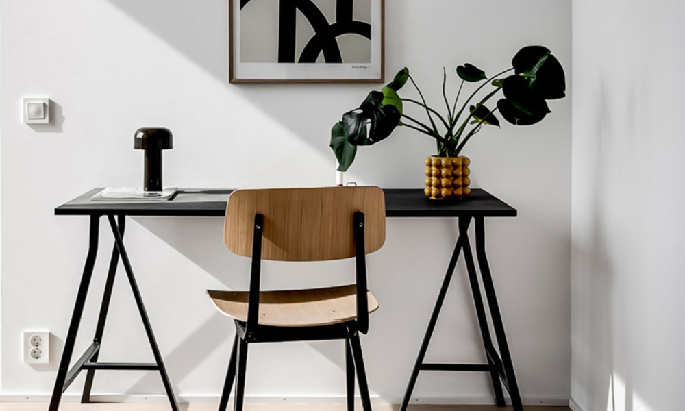 Eight table lamps to brighten your work day | Office Snapshots