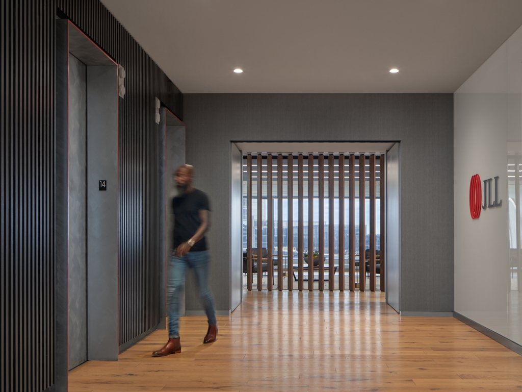 JLL Offices - Atlanta | Office Snapshots