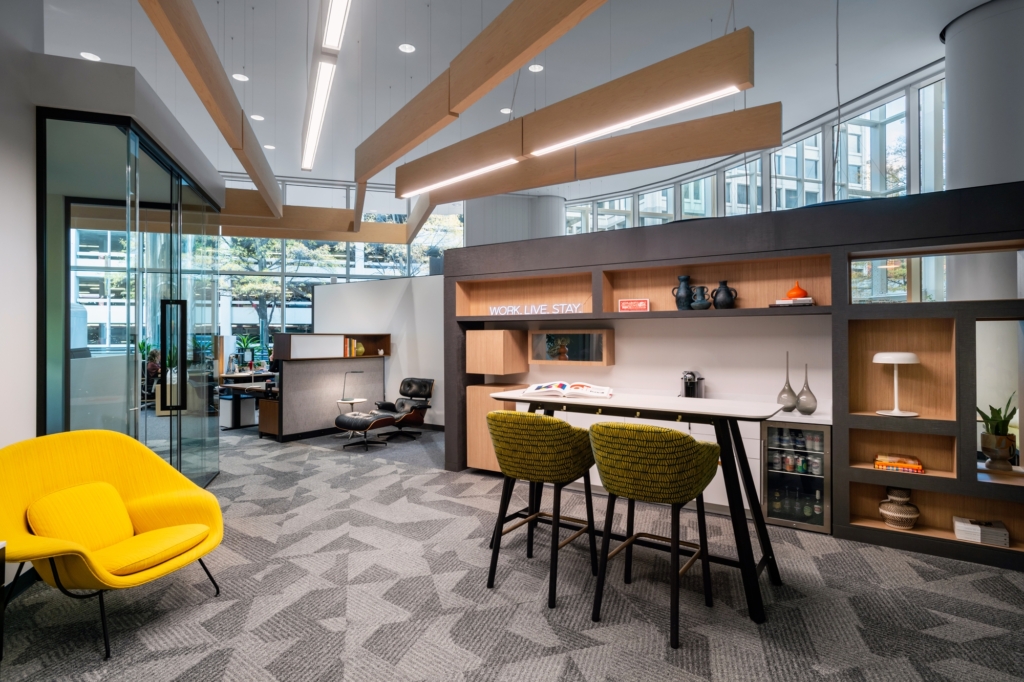 Ansel Olson | Photographer | Office Snapshots