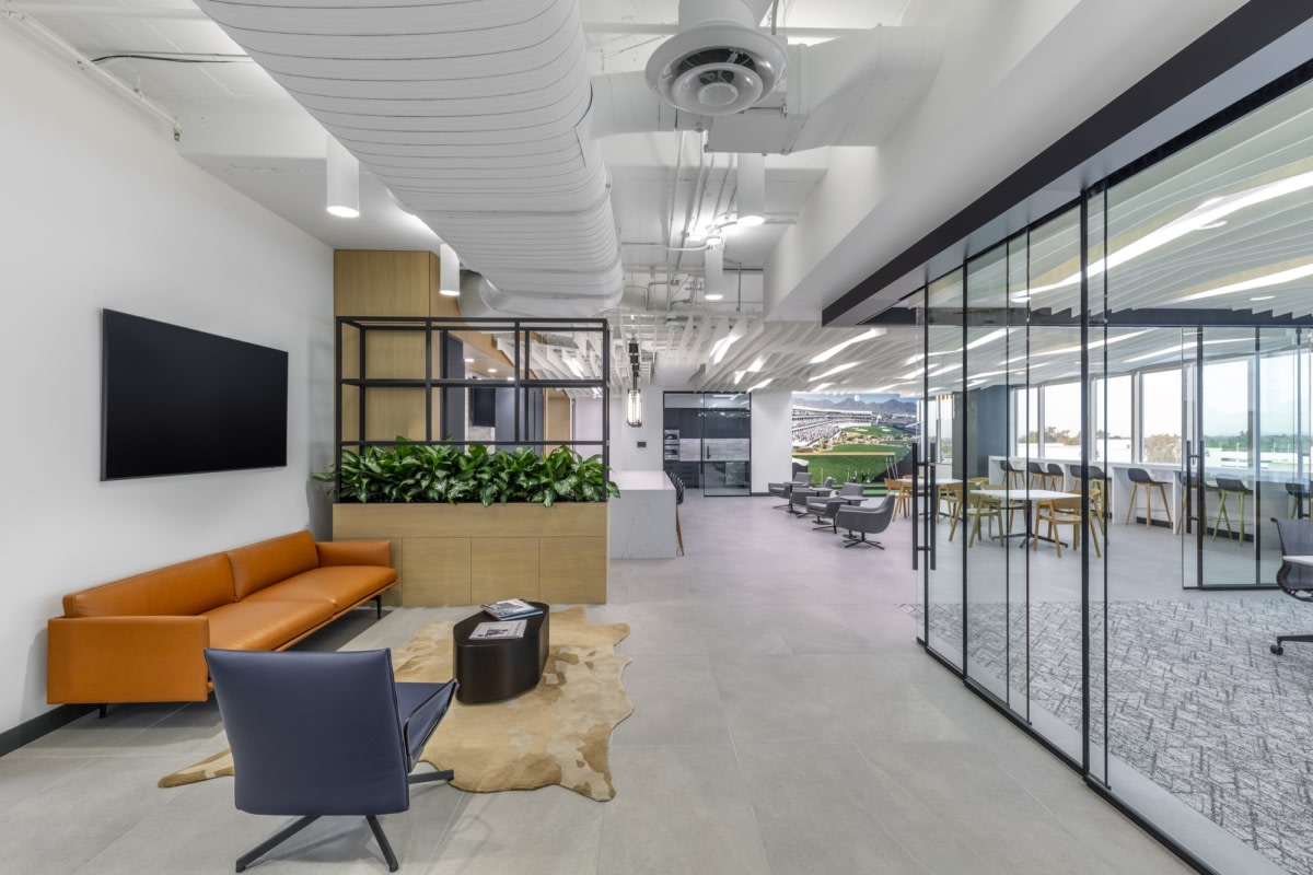 Newmark Offices - Phoenix | Office Snapshots