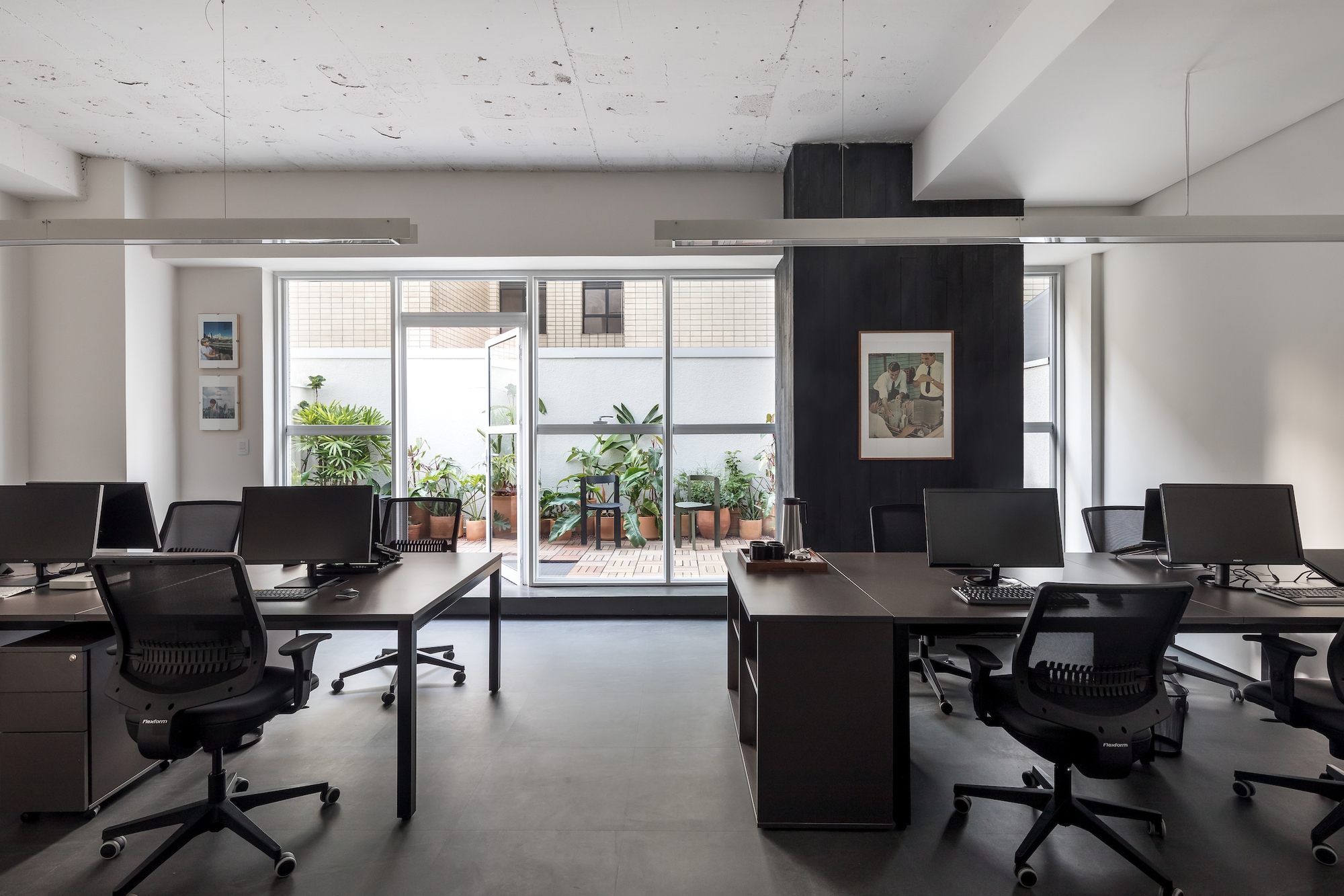 Solo Arquitetos Offices – Curitiba – INDesign Marketing Services