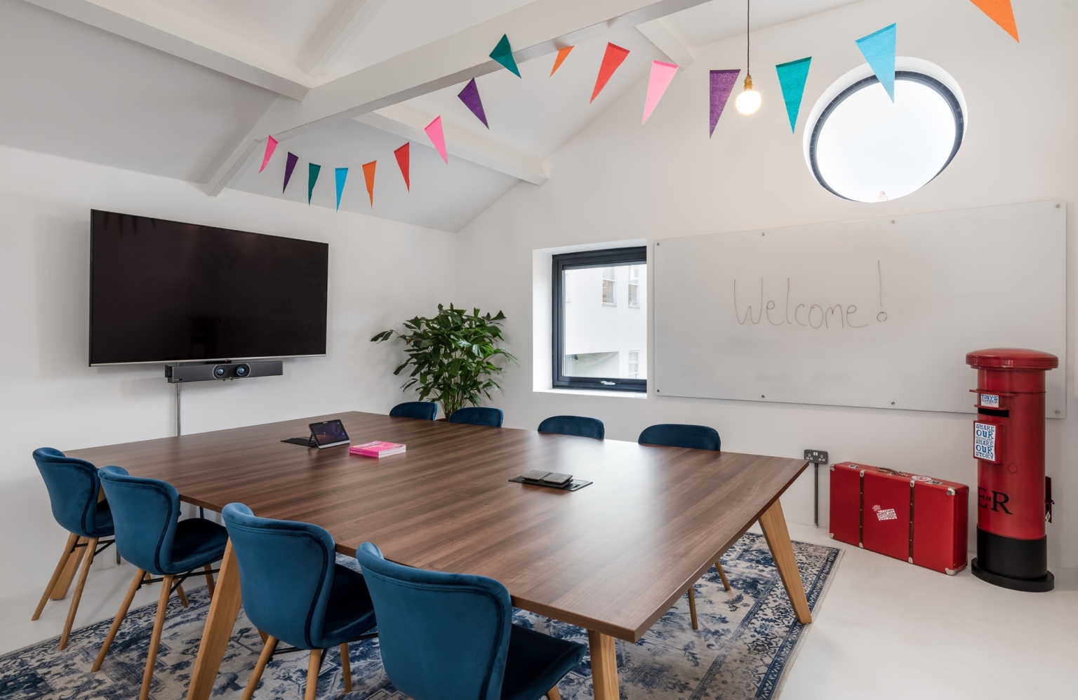 Tony's Chocolonely Offices - London | Office Snapshots
