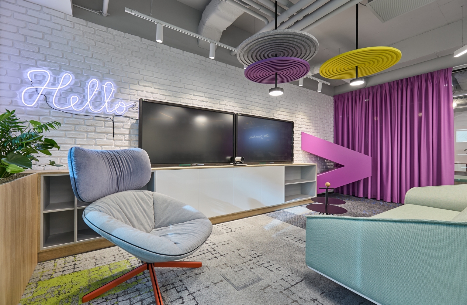 Accenture Technology Innovation Center - Bucharest | Office Snapshots