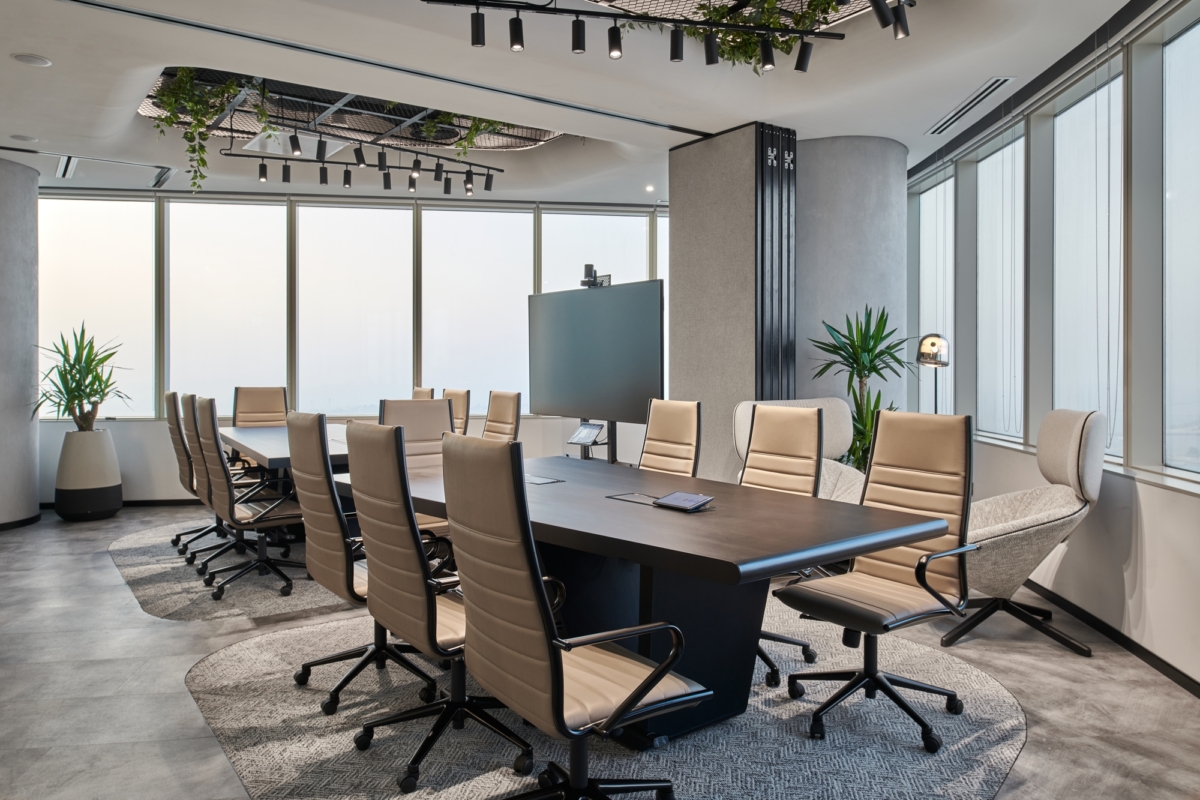 Oliver Wyman Offices - Abu Dhabi | Office Snapshots