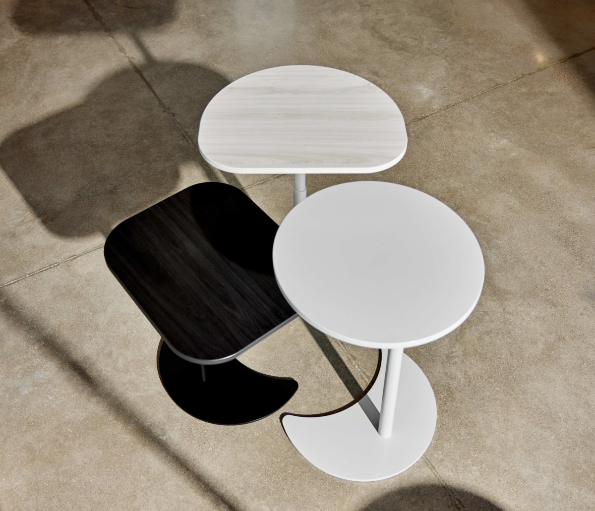 National Mariben Pull-Up Tables | Office Snapshots