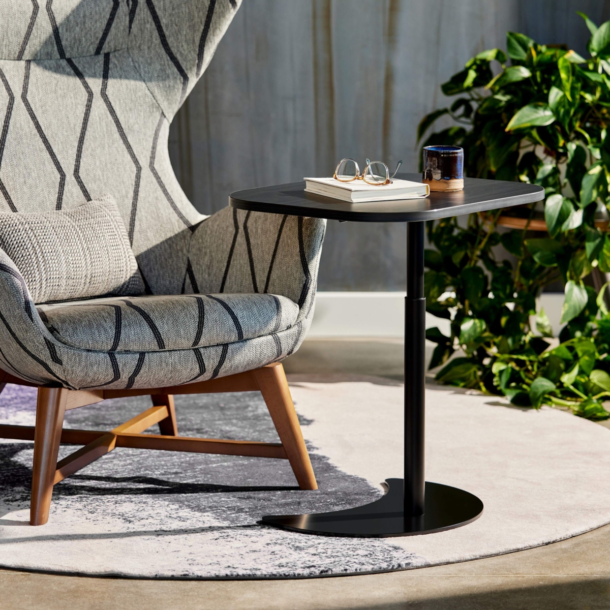 National Mariben Pull-Up Tables | Office Snapshots