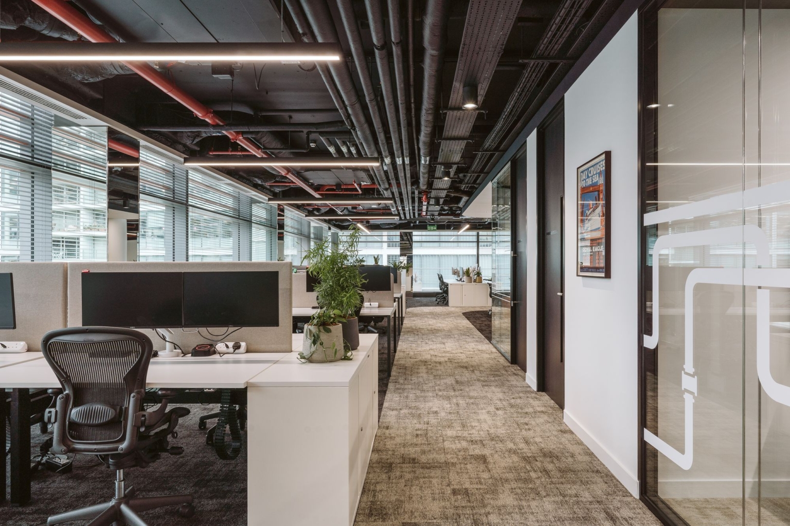 DP World Offices - London | Office Snapshots