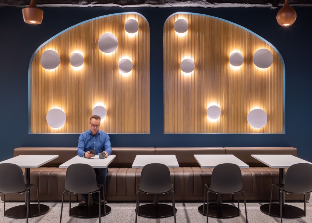 Heritage Crystal Clean Offices - Hoffman Estates | Office Snapshots