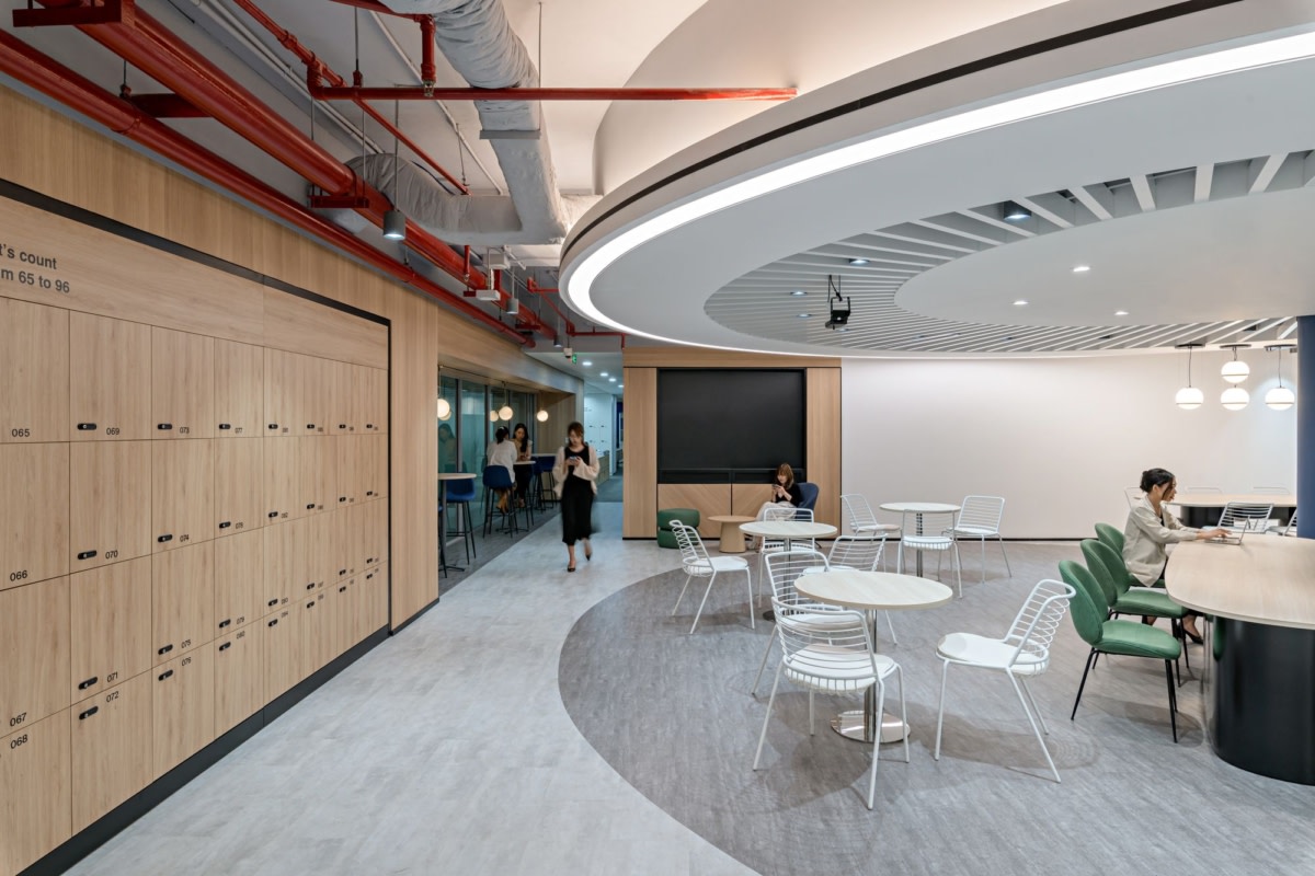 Kuehne + Nagel Office & Shipping Center - Ho Chi Minh City | Office ...