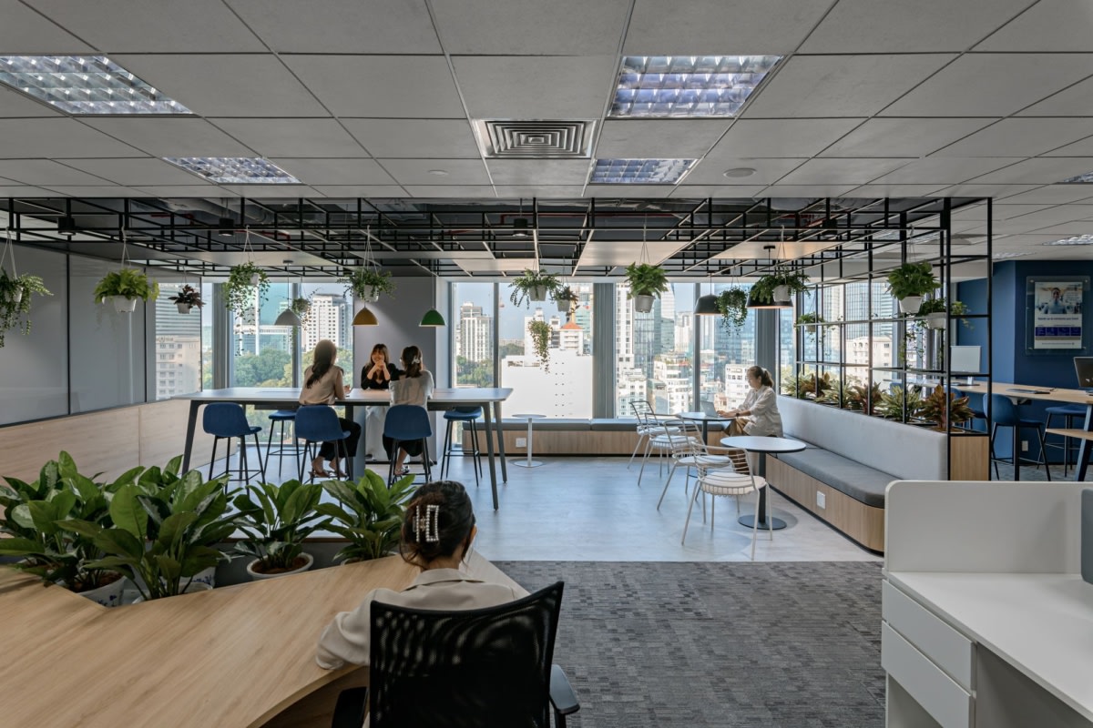 Kuehne + Nagel Office & Shipping Center - Ho Chi Minh City | Office ...