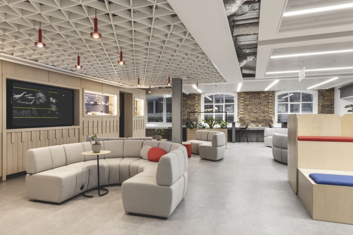 Ekho Studio Office Design Projects | Office Snapshots