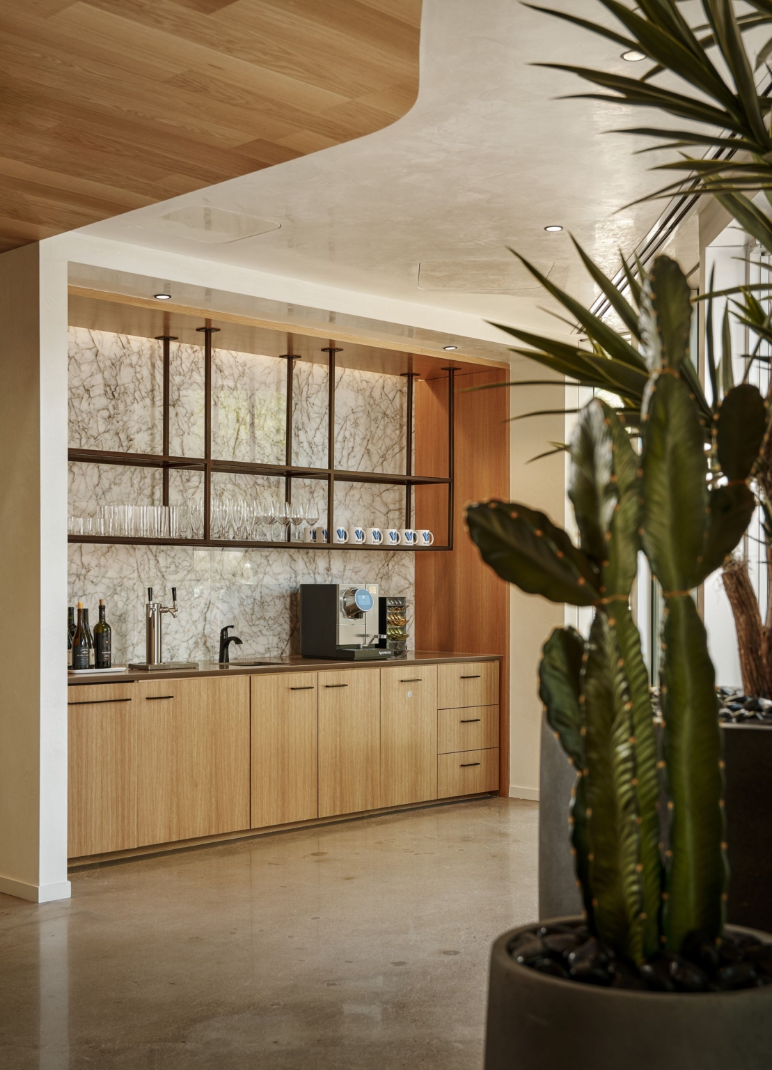 Vestar Offices - Phoenix | Office Snapshots